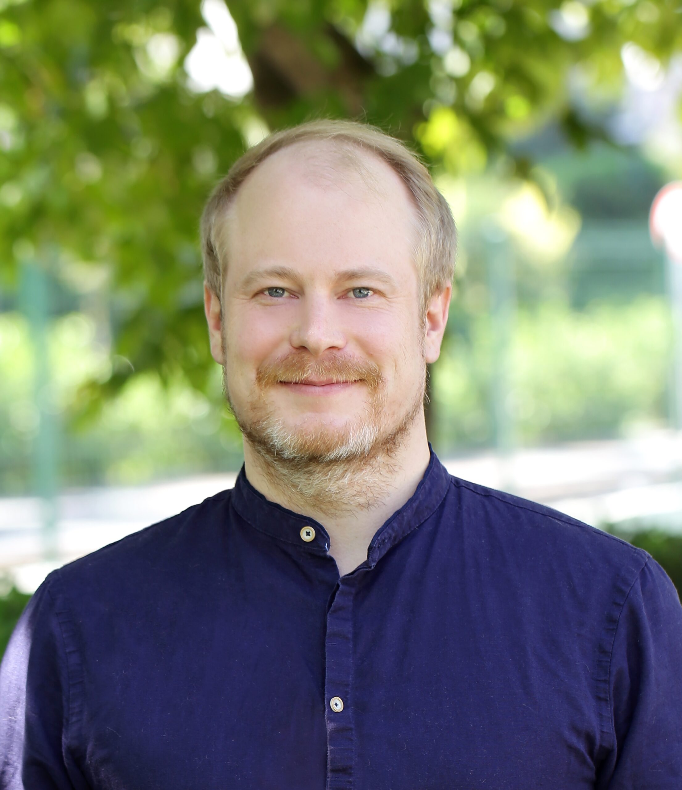 Juho Korhonen - Historians without borders